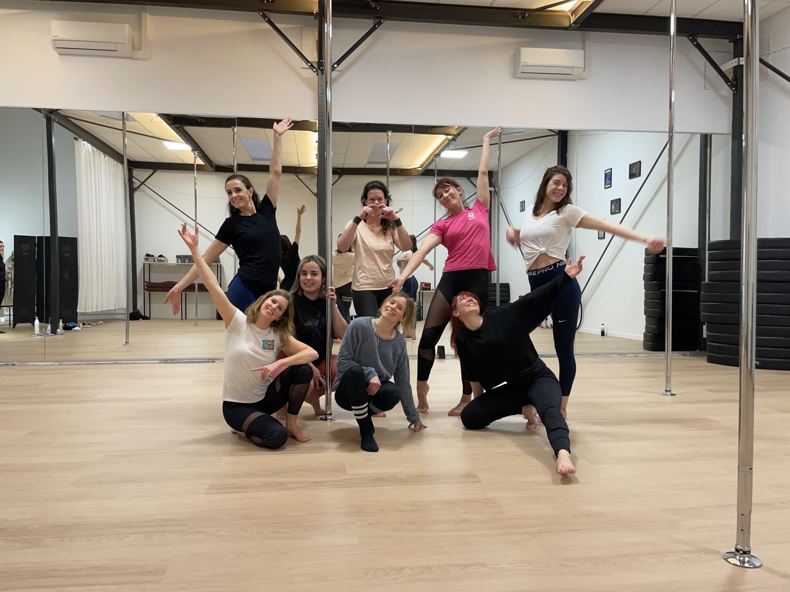 Stages sur mesure - L'Envolée Pole Dance Studio